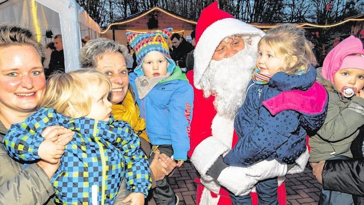 Nachwuchs begrüßt Nikolaus mit großen Augen