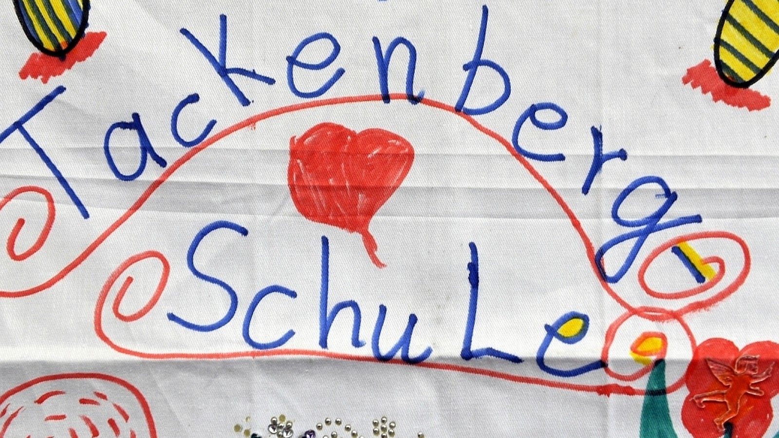 Flüchtlinge leben in Oberhausen in Klassenräumen