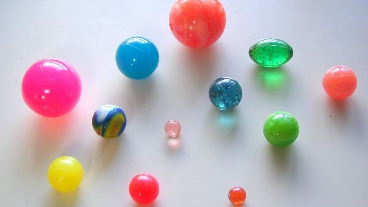 Warum hüpfen Flummis?