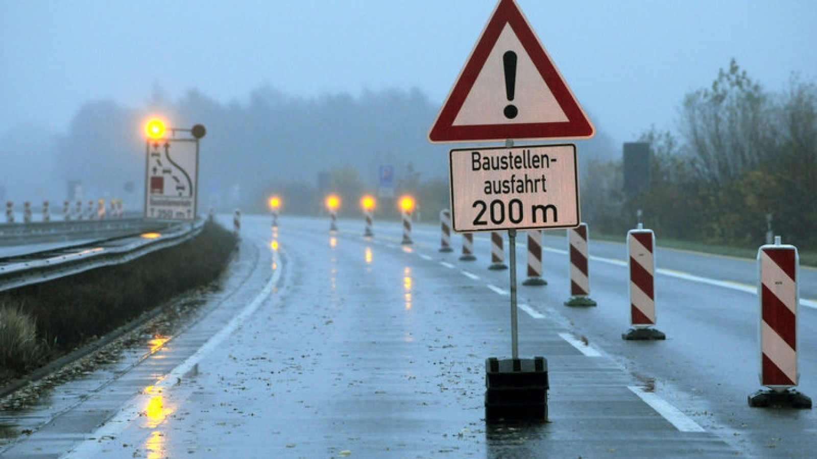 Staugefahr: Vollsperrungen auf Autobahnen 1 und 23