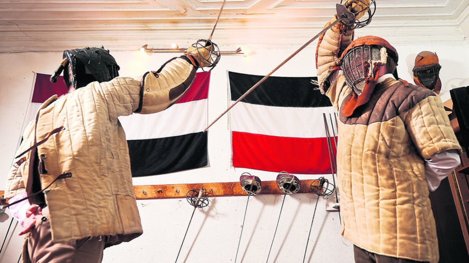 Schwerter, Schmisse und scharfe Mensuren