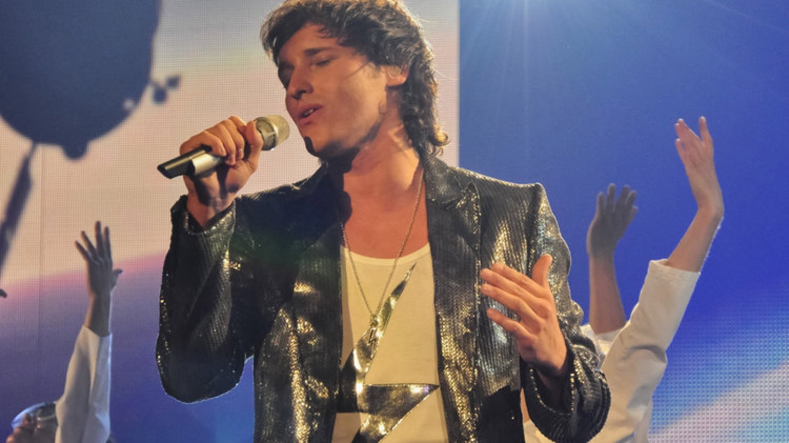 Marco Angelini fliegt - Sarah Engels atmet auf