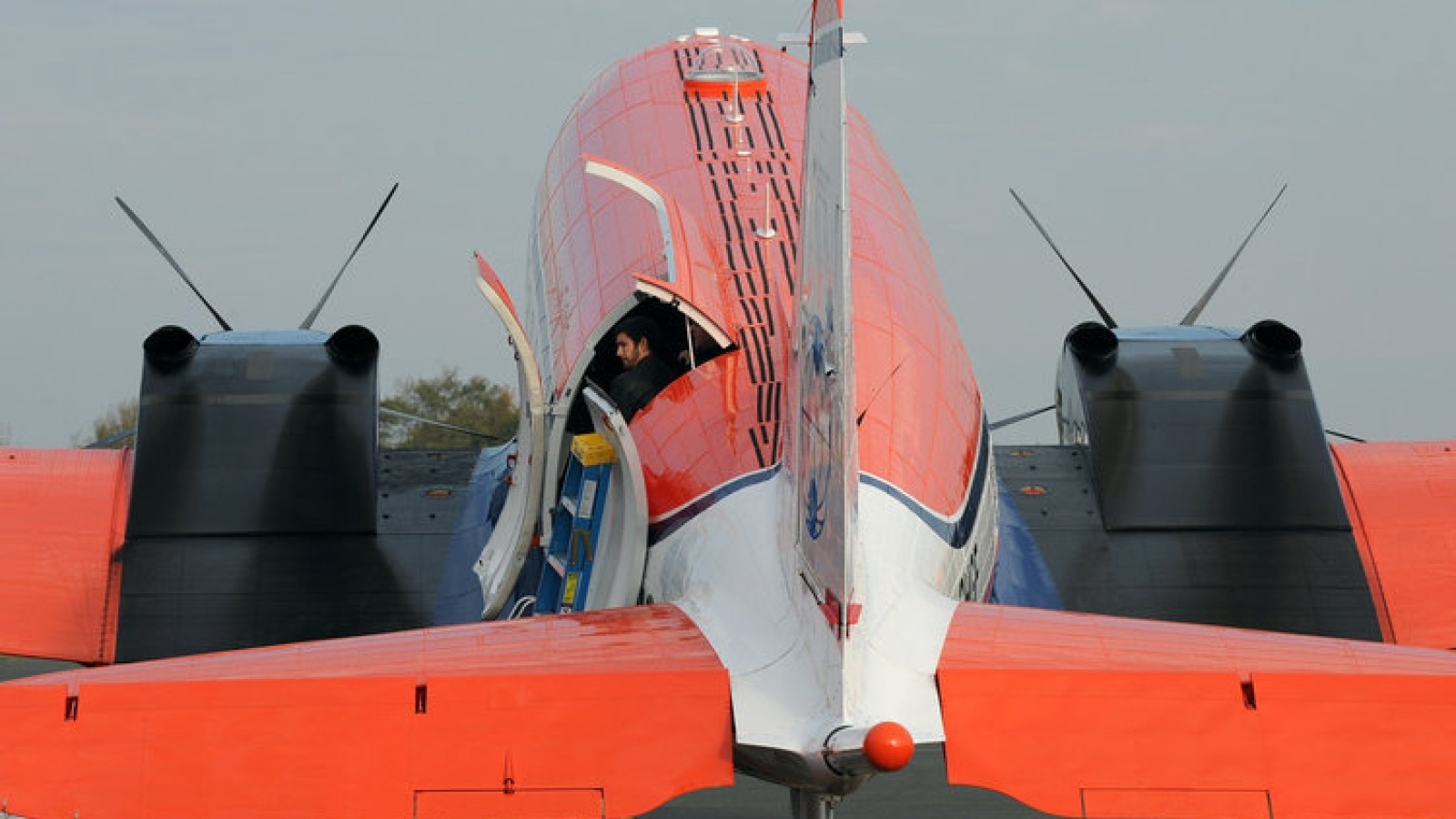 Flugzeug "Polar 6" wird vorgestellt