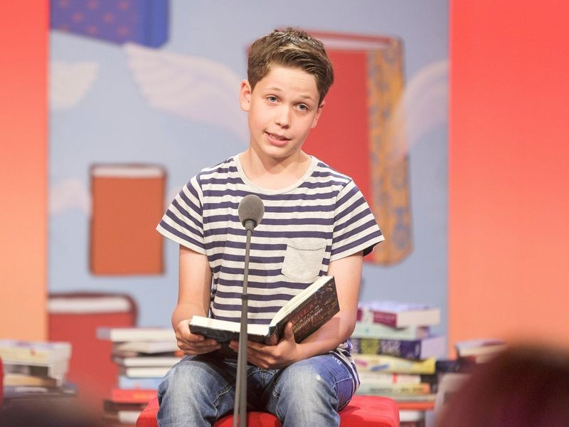 Vorleser Ben-Luca ist glücklich