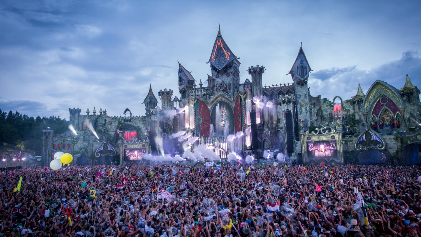 Tomorrowland Aftermovie 2015 ist ein Rausch für die Sinne