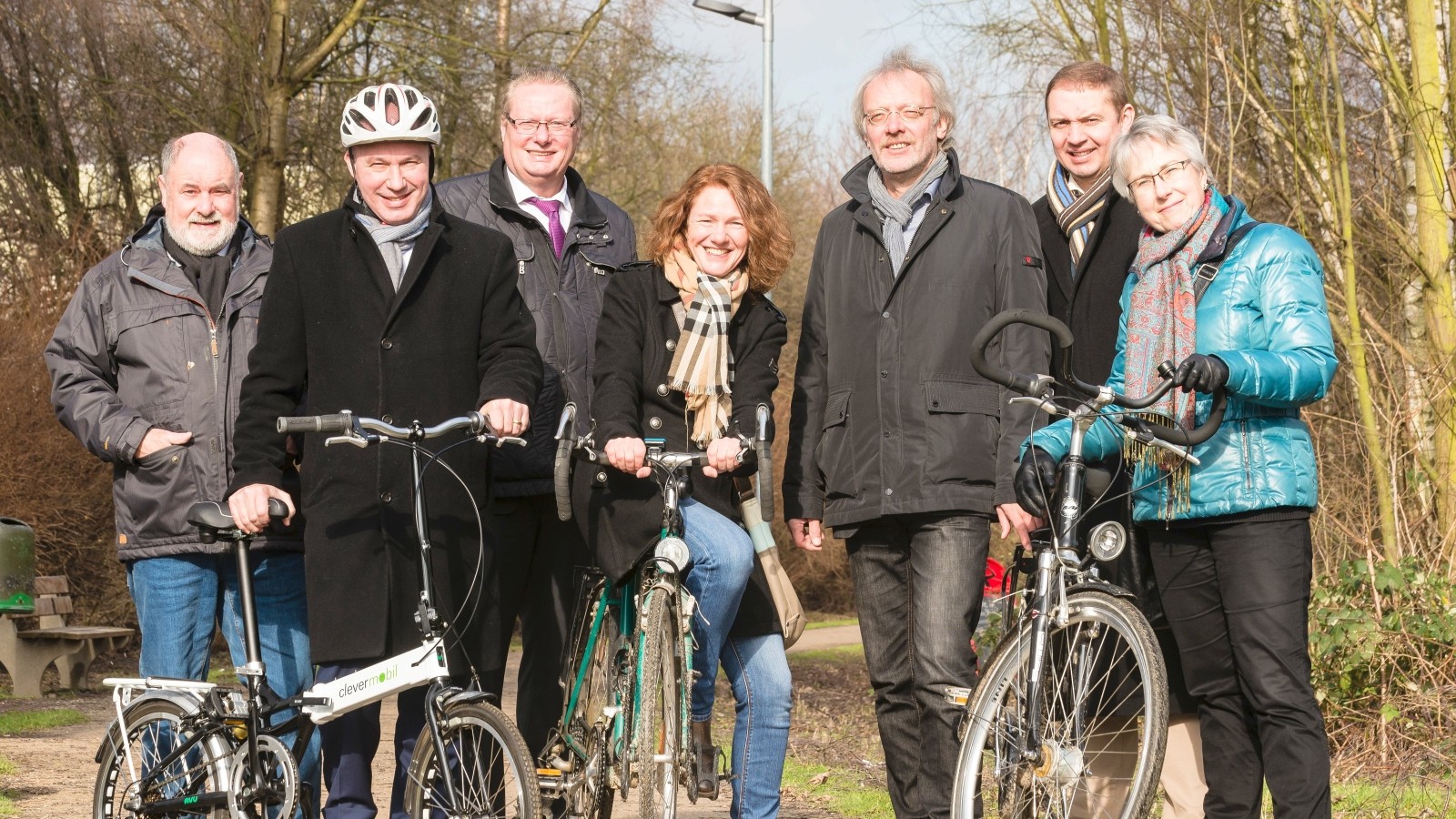 Beigeordneter Woldt lobt neue Beleuchtung der Glückauf-Trasse