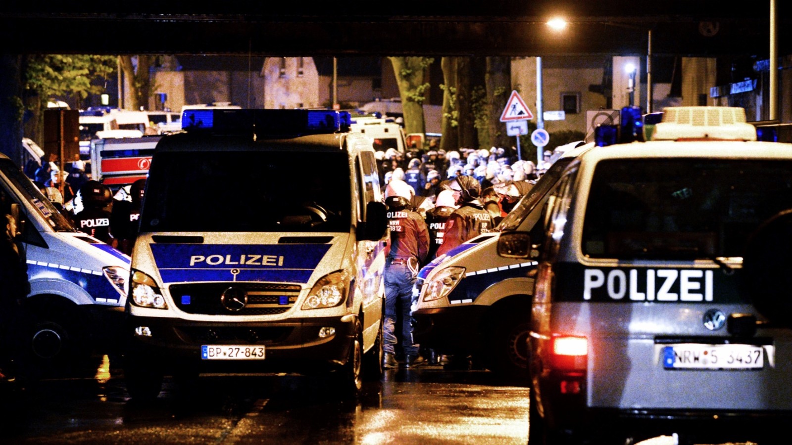 Darum war die Polizei-Hundertschaft in Duisburg im Einsatz