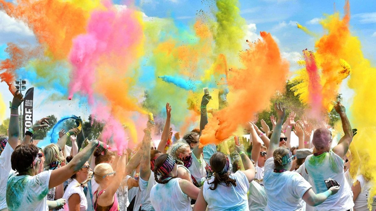 3000 Teilnehmer beim ersten „Color Obstacle Rush“ im Revier