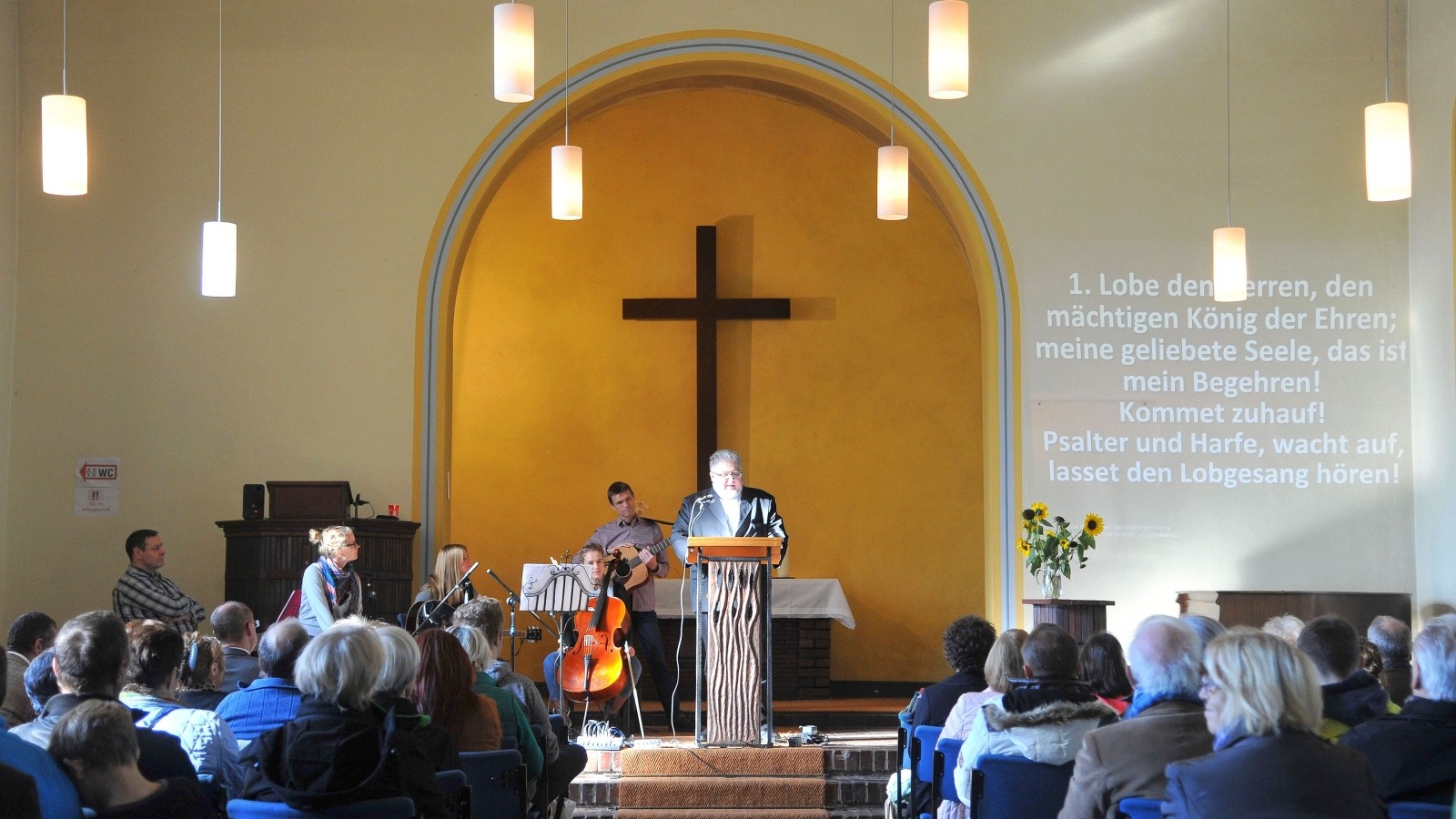 Evangelisch-refomierte Freikirche feiert ersten Gottesdienst