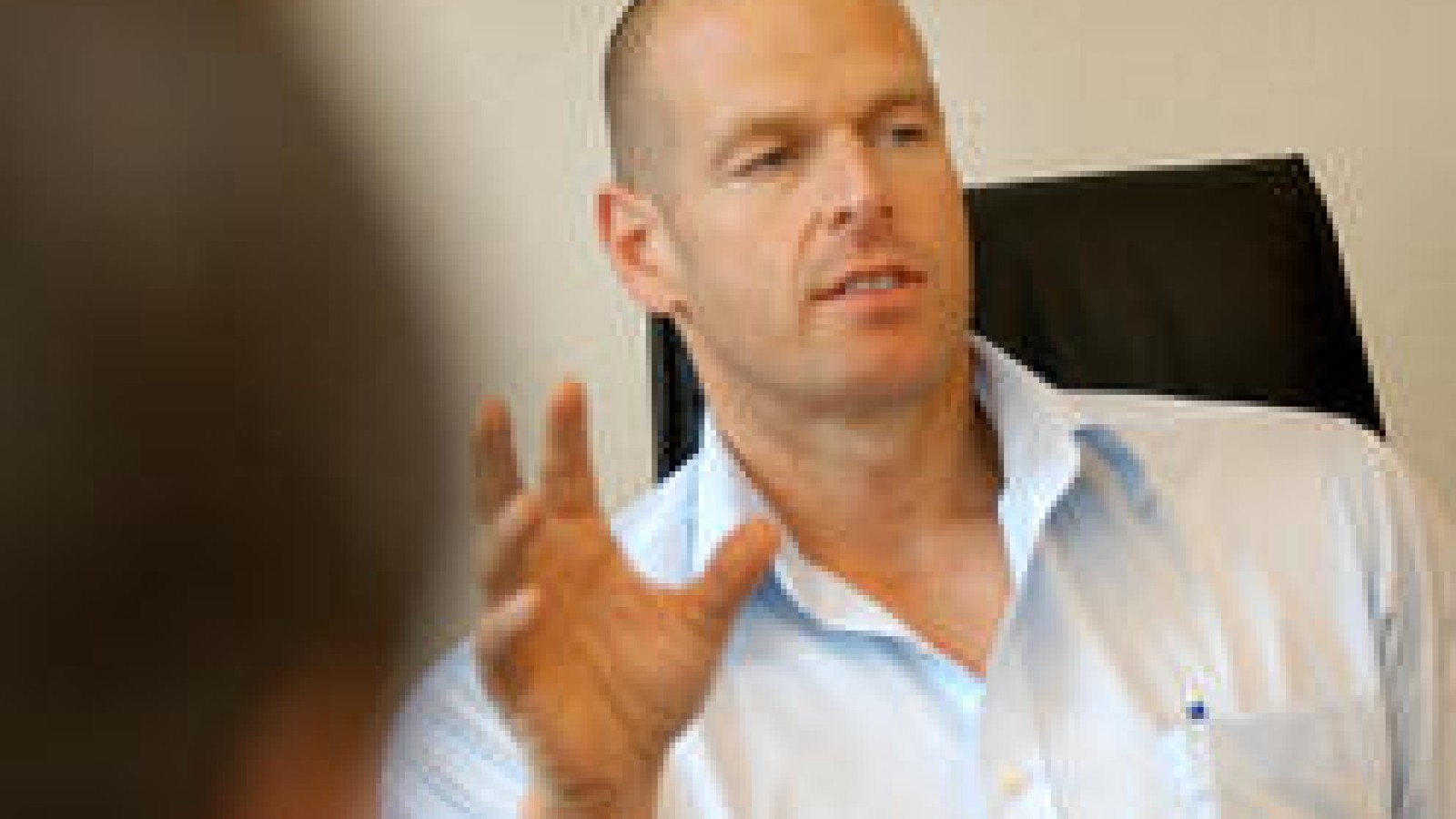 Dr. Jörn Dethloff sitzt jetzt ganz offiziell im Boot