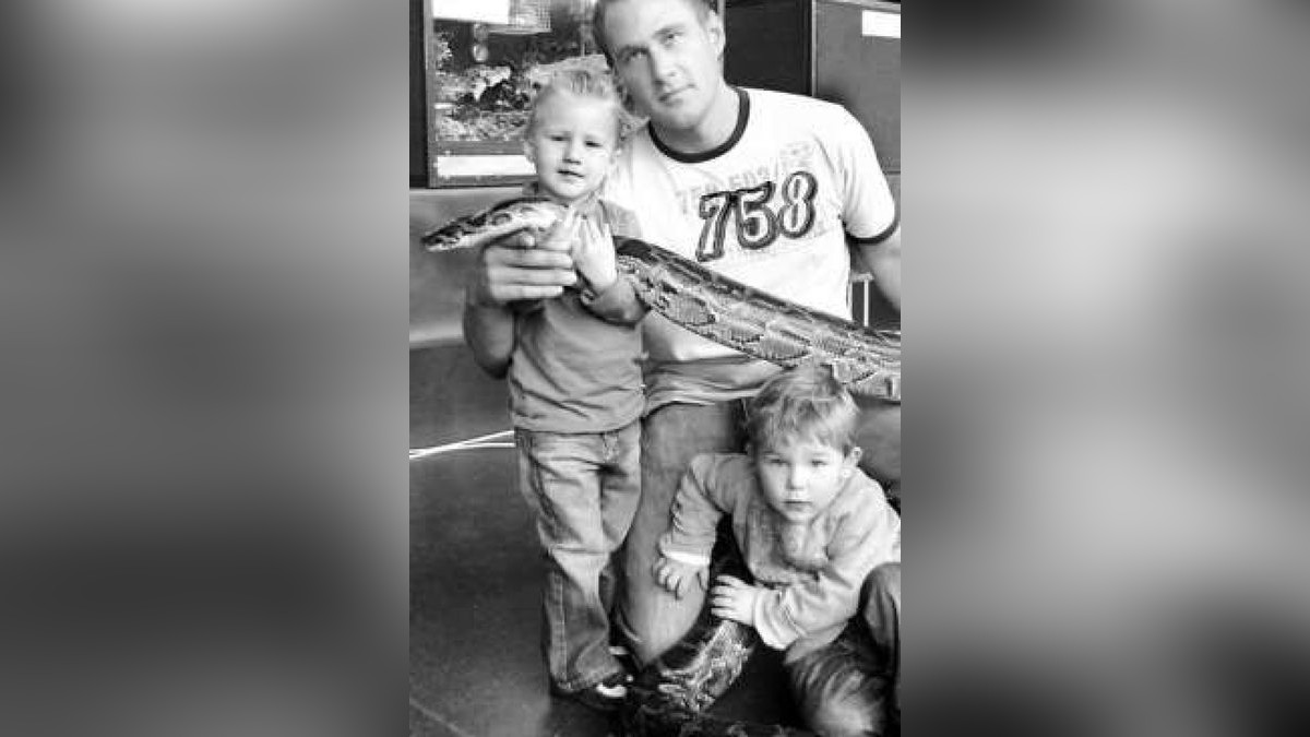 Geschmacksache: Alligator-Fütterung