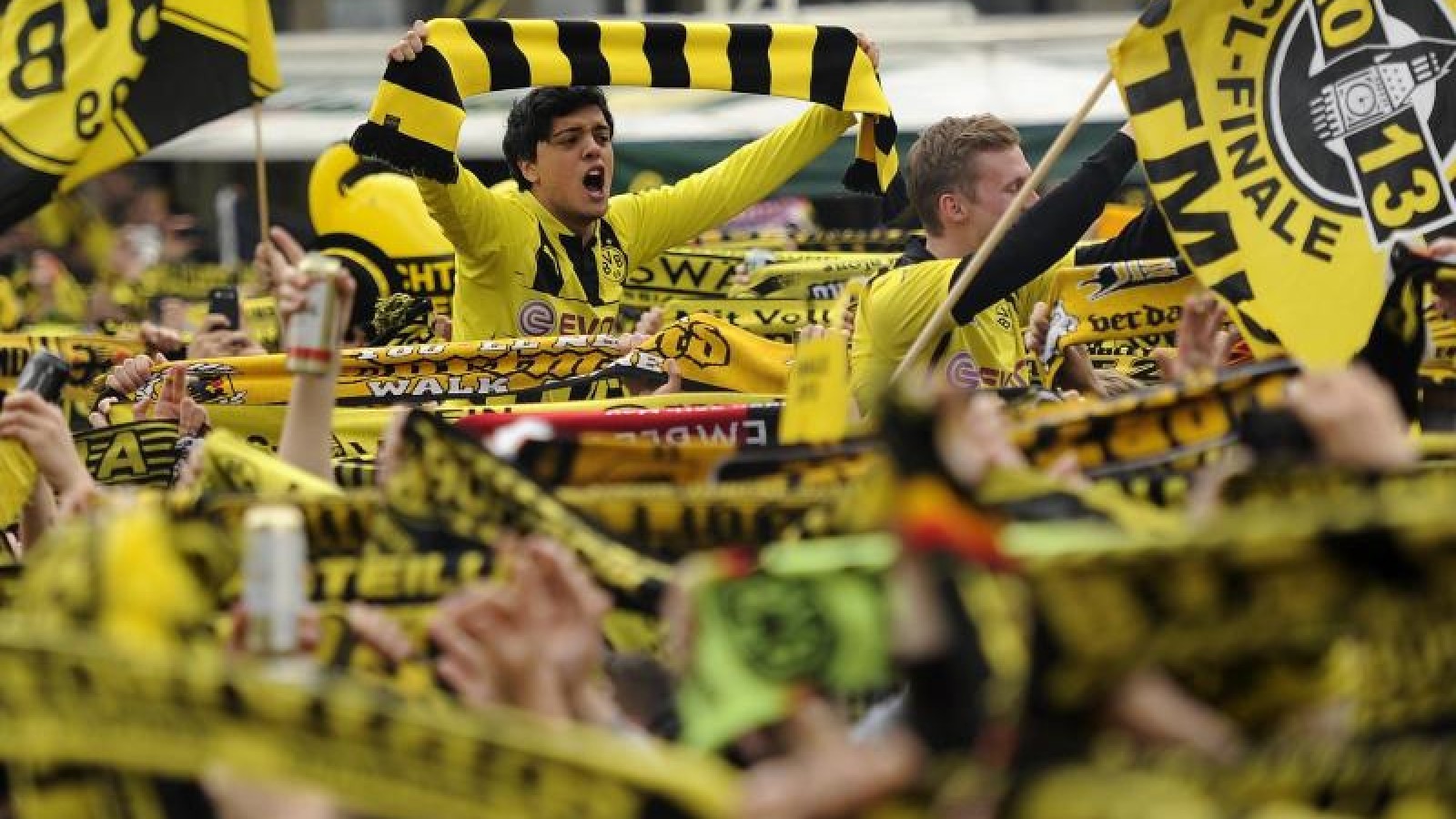 50 000 Fans zeigen Größe - «BVB Sieger der Herzen»