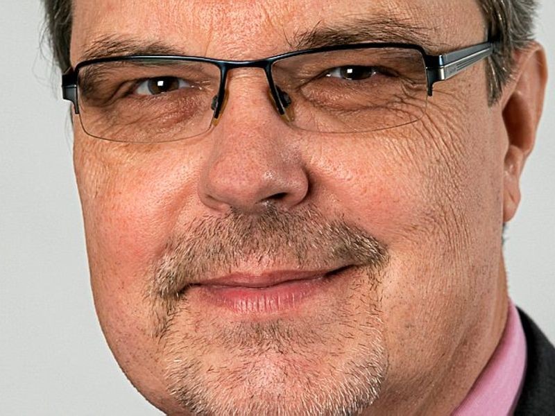 Wechsel im Kreistag – Frank Busse ersetzt Marita Heuer