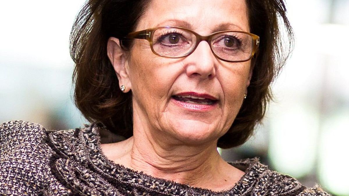 Kinder lernen spielend am Computer