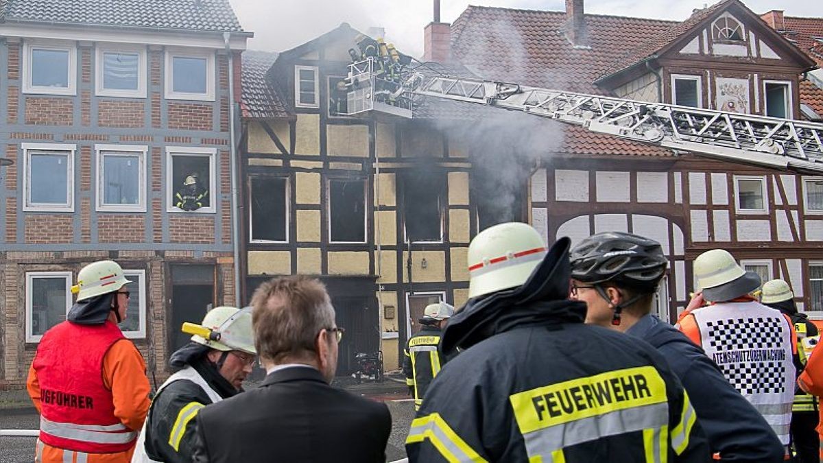 Vier Verletzte bei Brand in Fachwerkhaus