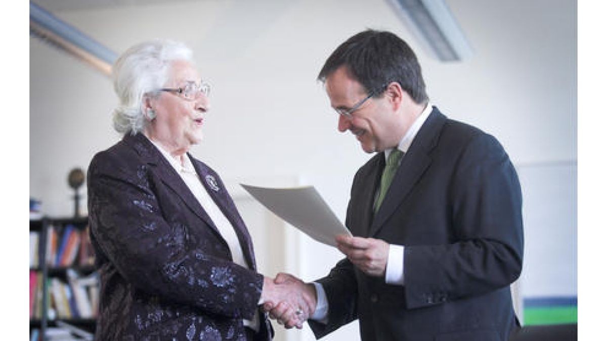 Hohe Auszeichnung für Anneliese Brost