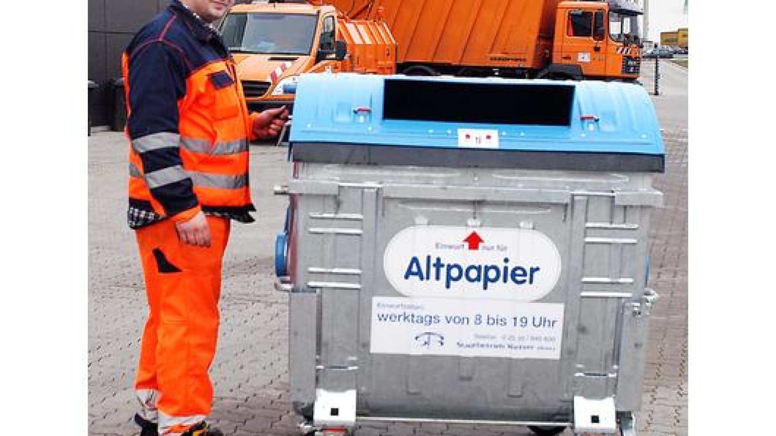 Papiercontainer: Der Stadtbetrieb leert jetzt selbst