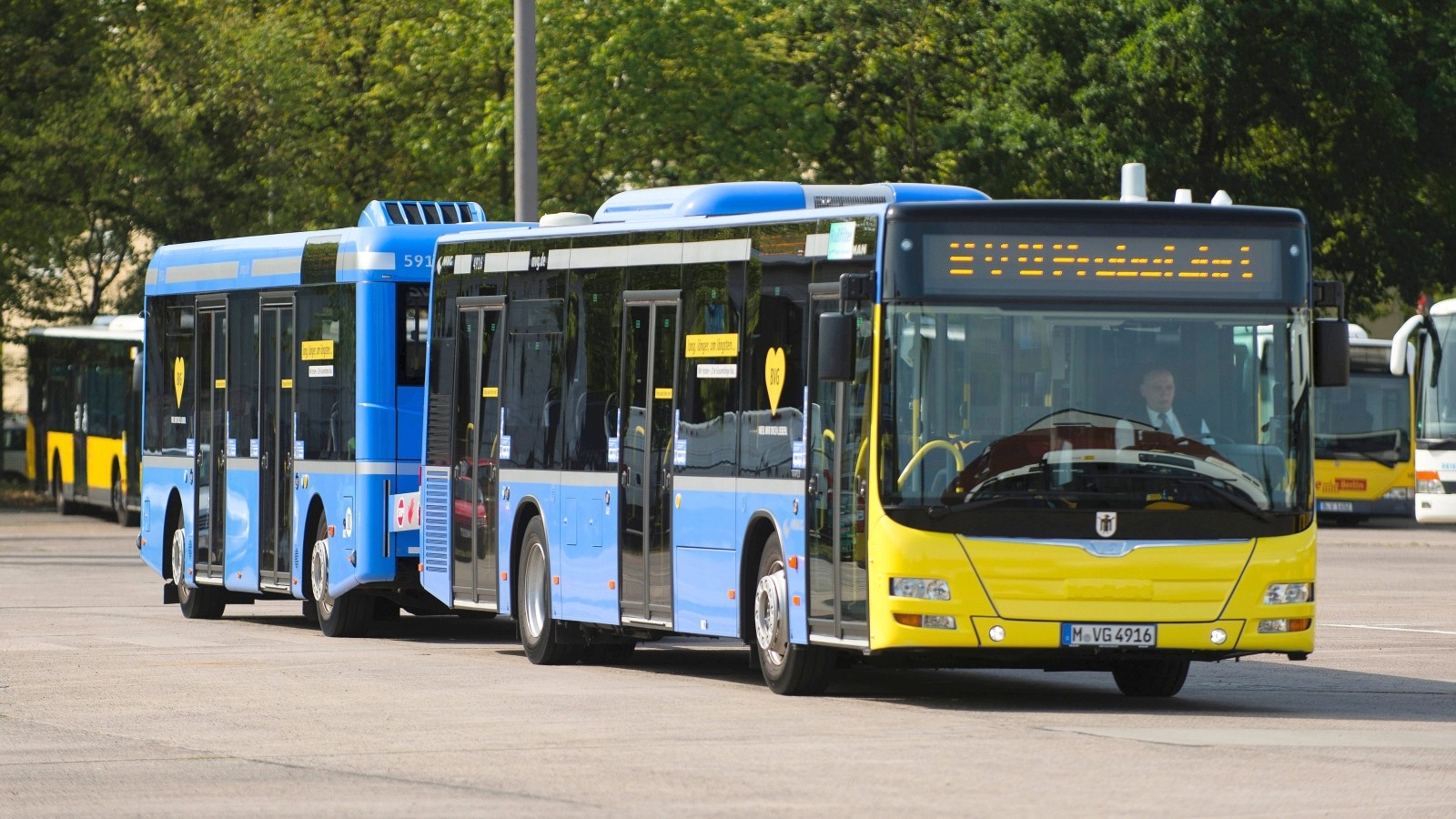 Das ist der neue XXL-Bus der BVG