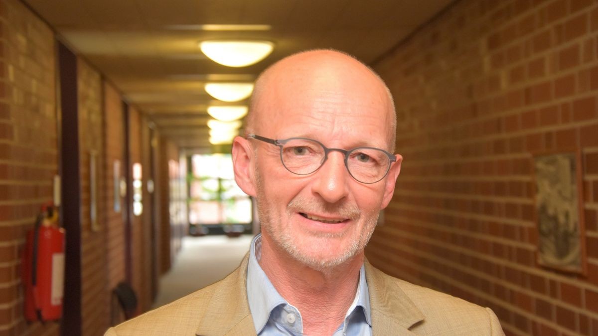 Stadt baut das Radeln auf der Straße aus