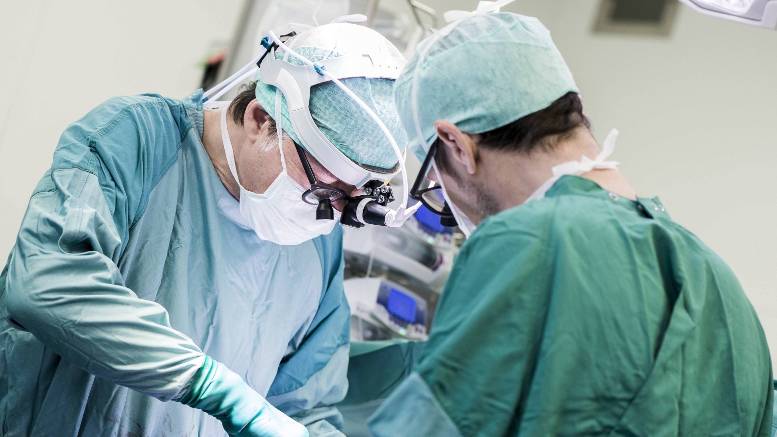 Ärzte transplantieren erstmals in Deutschland Gebärmutter