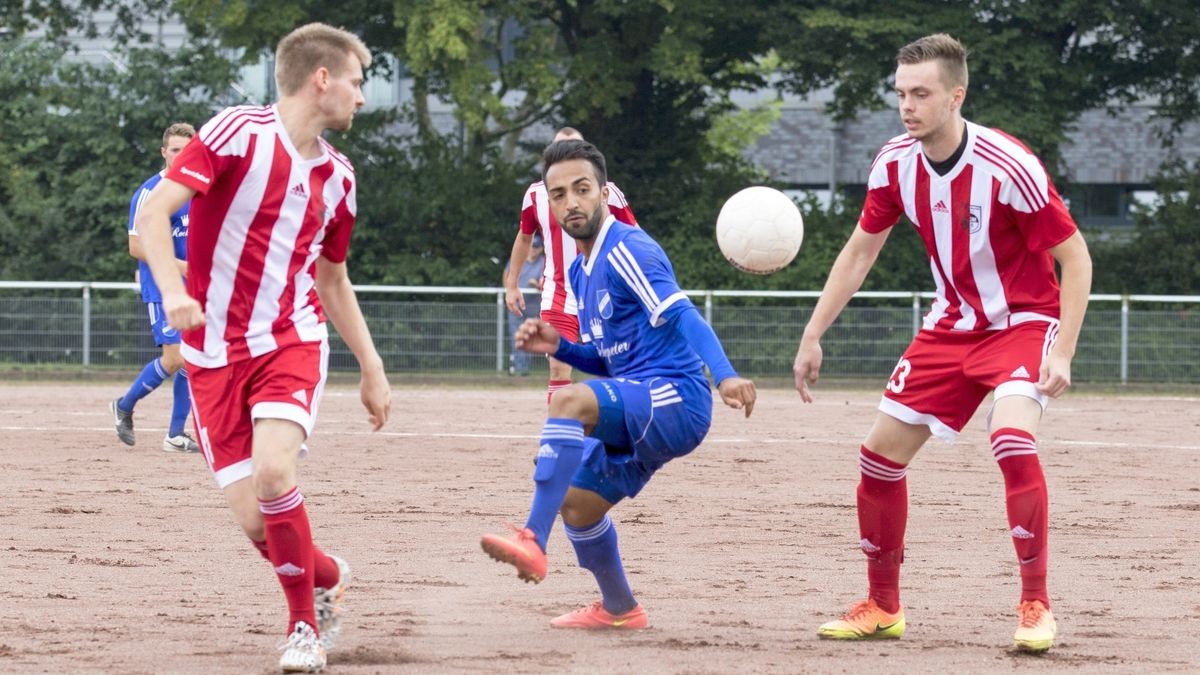 SV Scherpenberg hat im Lokalderby den FC Meerfeld zu Gast