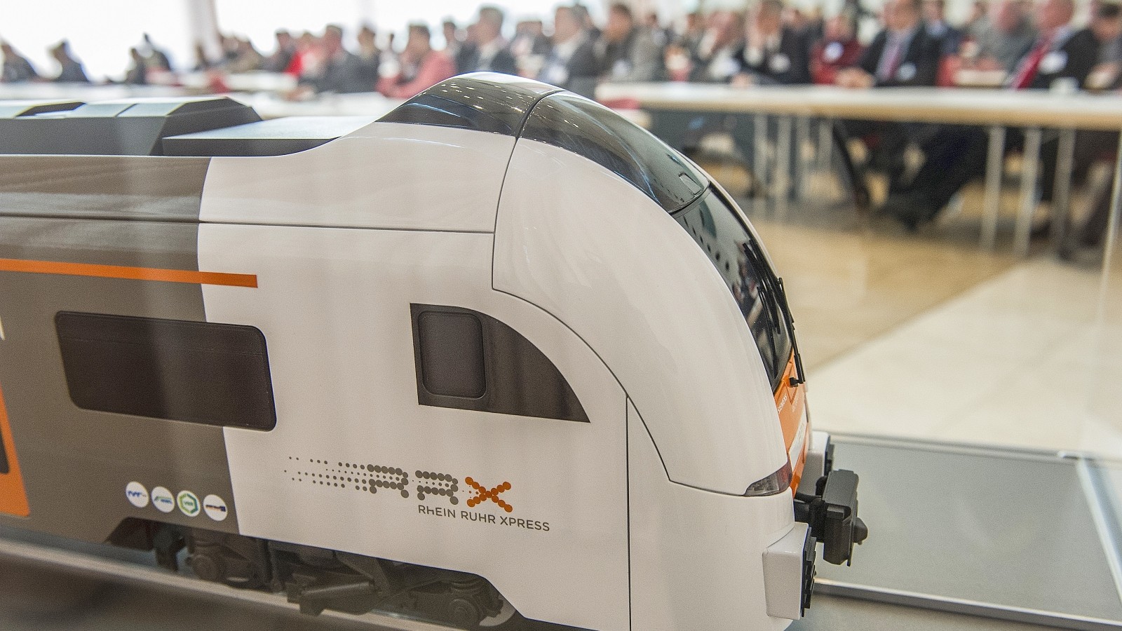 Zehn Fakten zum Rhein-Ruhr-Express