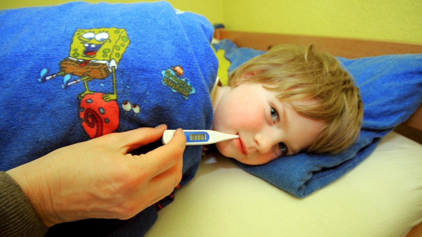 Mehr Väter pflegen kranke Kinder daheim