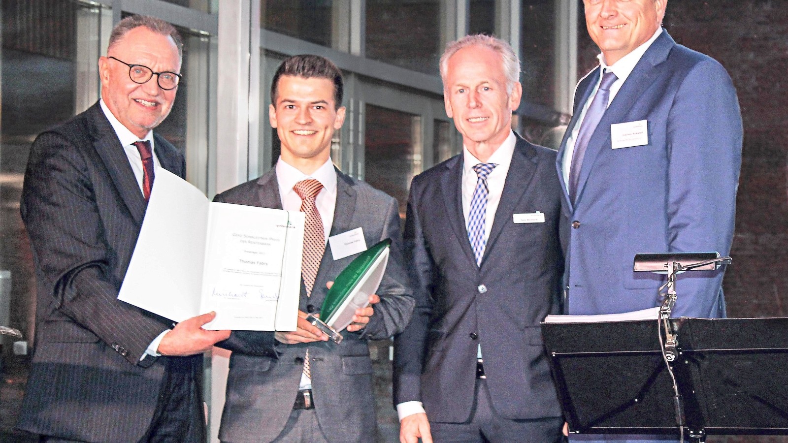 Thomas Fabry freut sich über große Auszeichnung