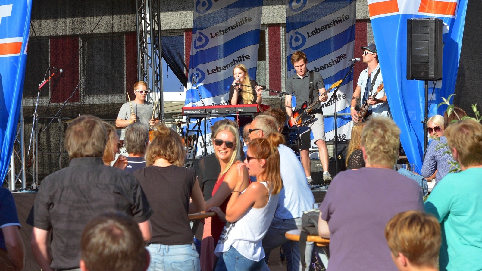 Die Band Pohlmann aus Hamburg begeisterte die Gäste in Groin