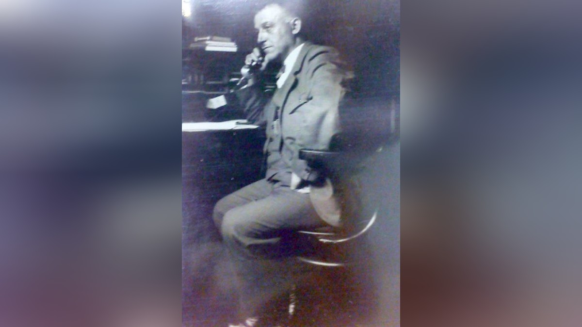 Gedenkstein für SPD-Mann Karl Wolf