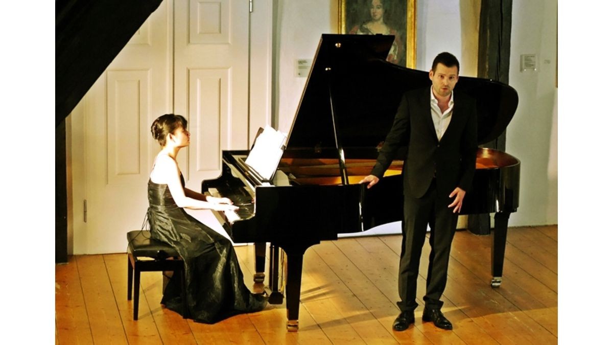 Tenor Florian Neubauer und Pianistin Yuka Beppu begeistern das Publikum