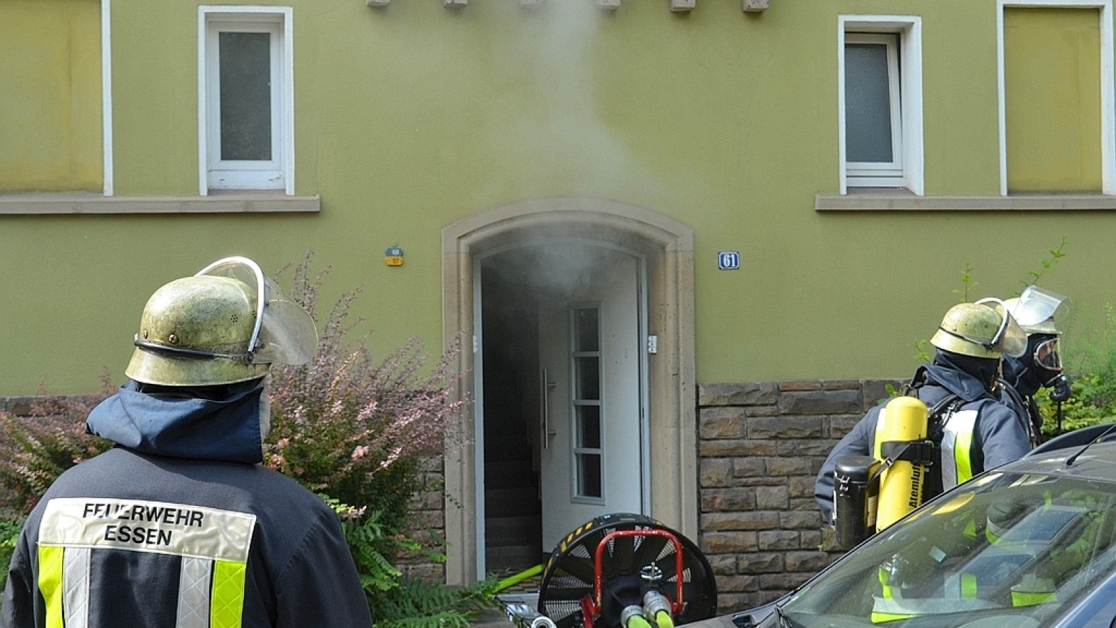 Mann bei Kellerbrand in Altendorf verletzt