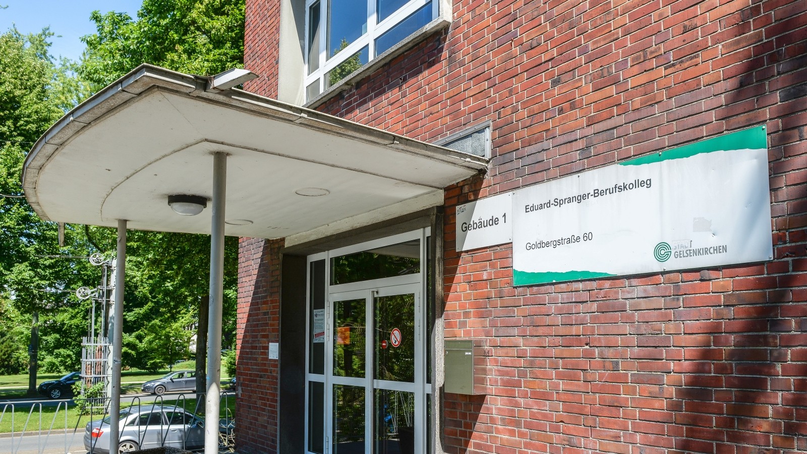 Streit um Eduard Spranger als Namensgeber für Berufskolleg