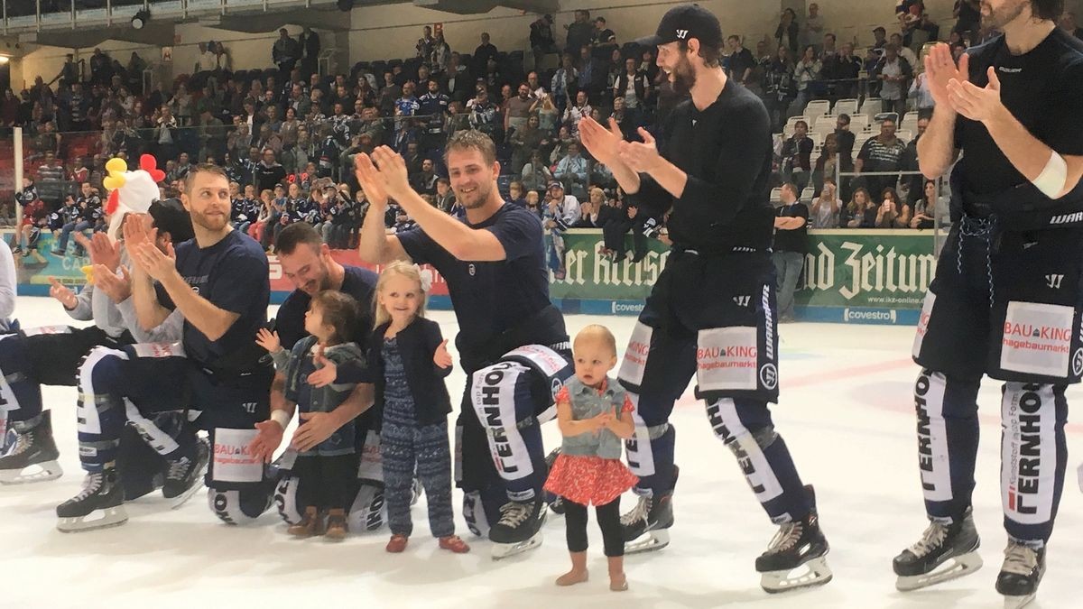 Jack Combs erlöst die Roosters: Erster Heimsieg der Saison