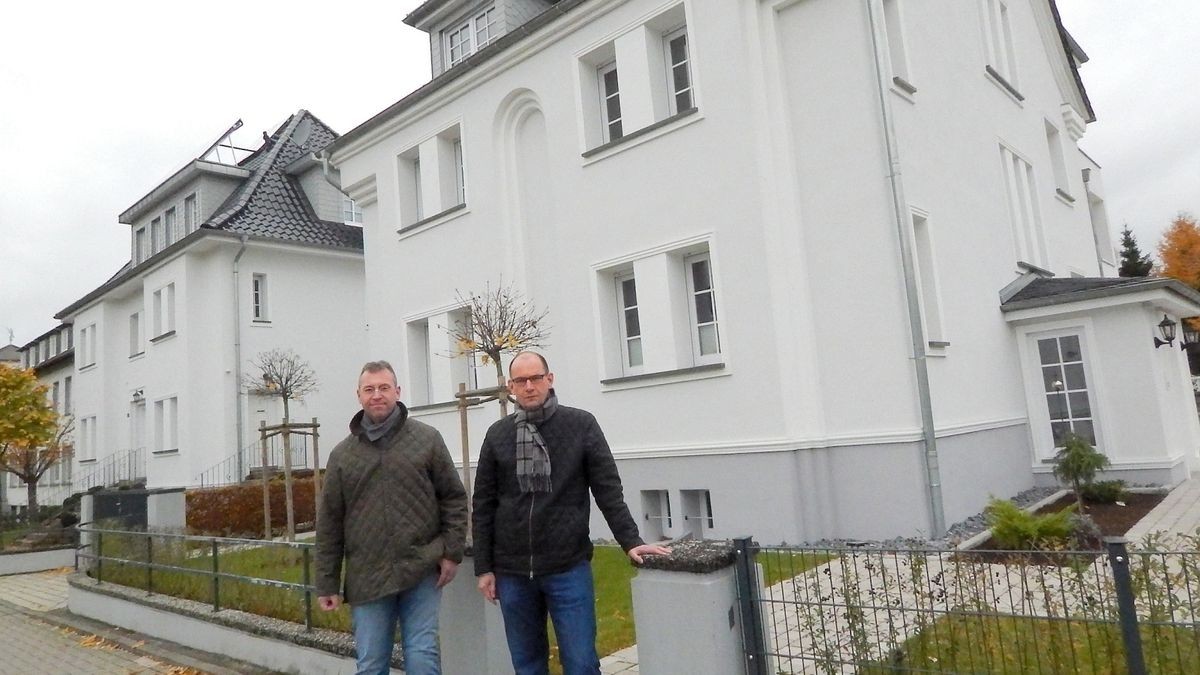 Fassaden am Alten Holzweg in neuem Glanz