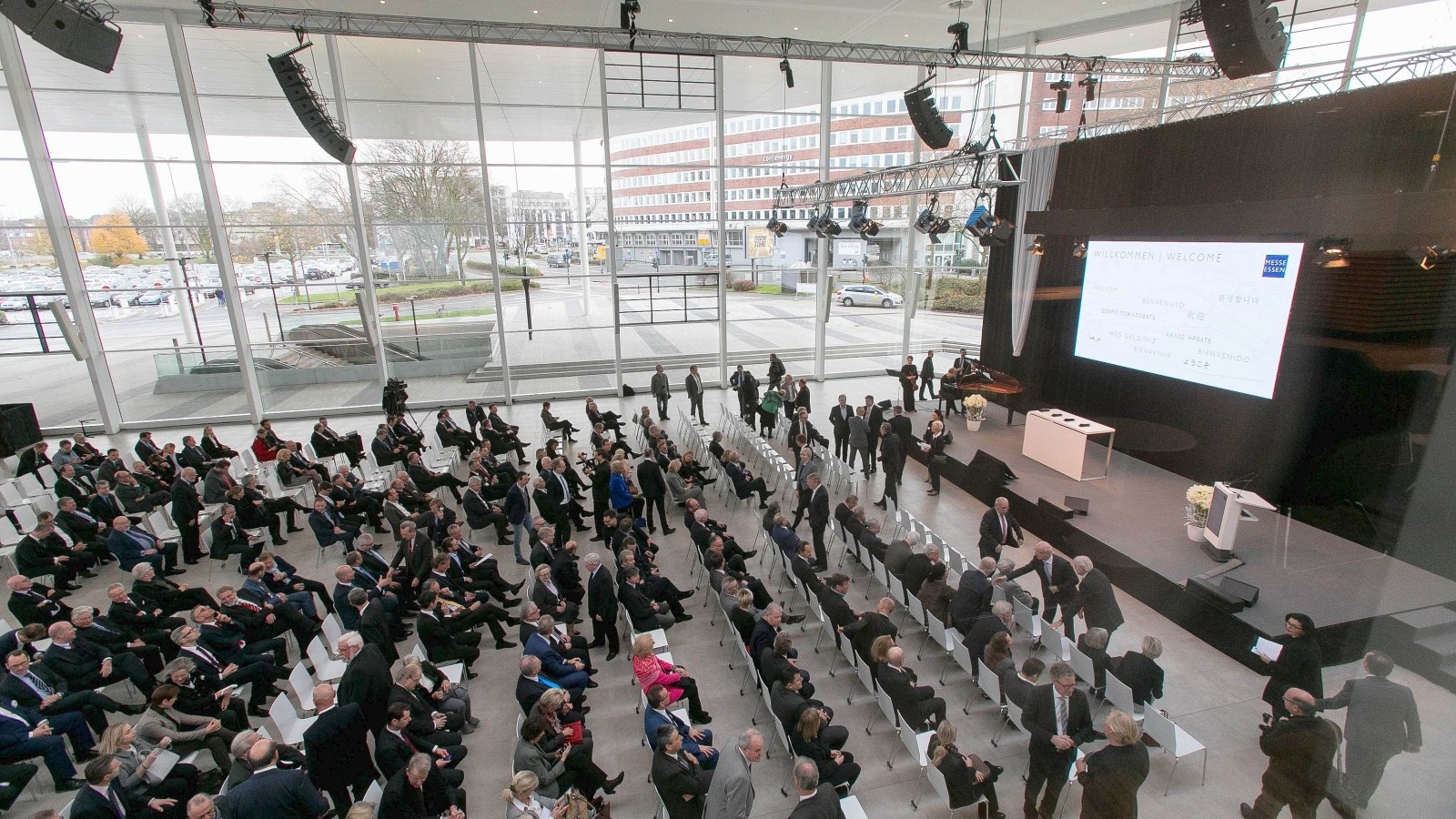 Nach 18 Monaten Bauzeit: Messe Essen eröffnet neues Foyer