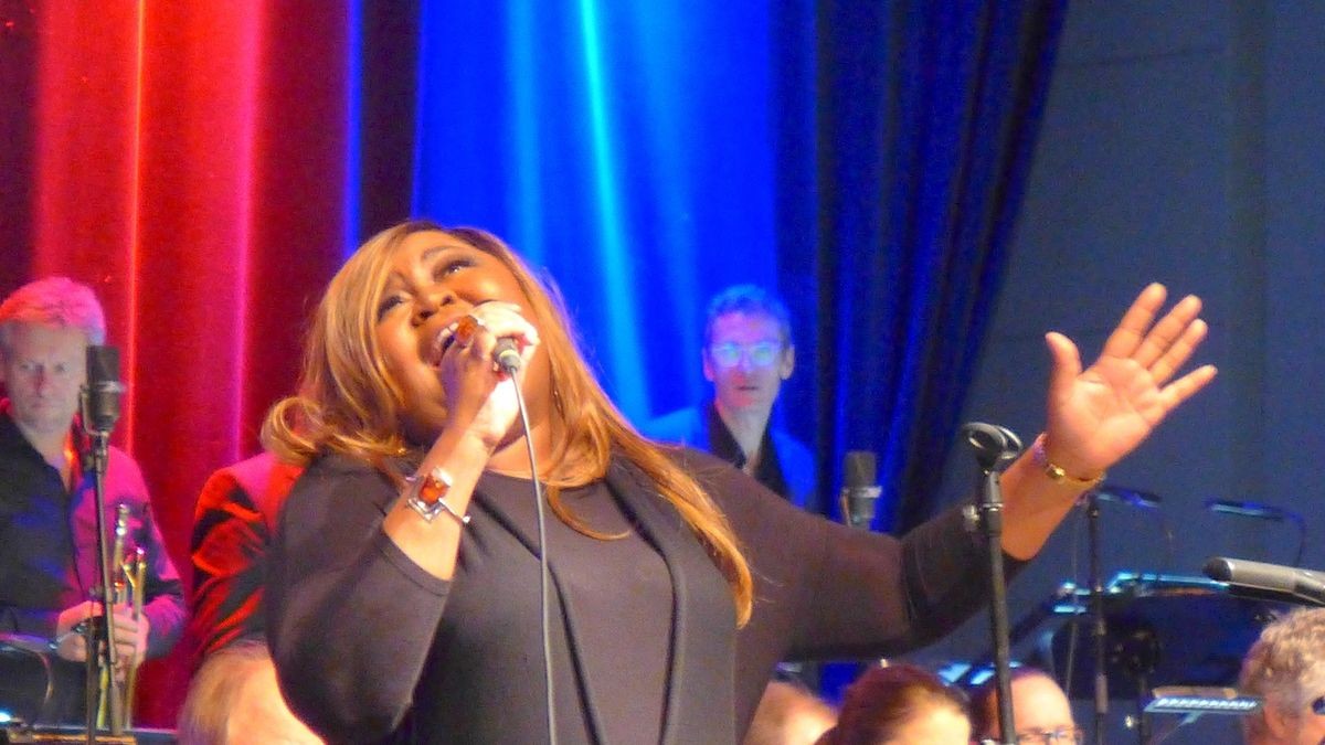 WDR Big Band und Lori Perry spielen in Siegener Jazz-Club