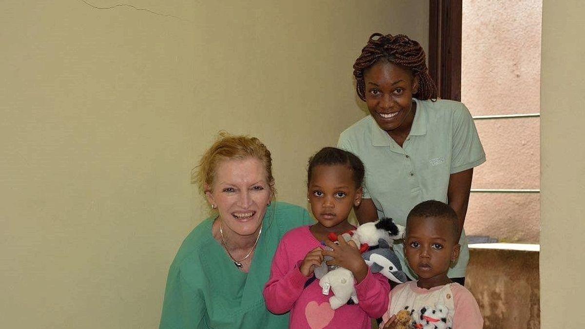 Chirurgin Held reiste zum Hilfseinsatz nach Tansania