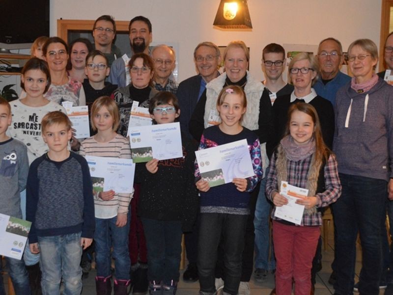 Wolfgang Simon und Gudrun Wagner sind fleißigste Abzeichensammler