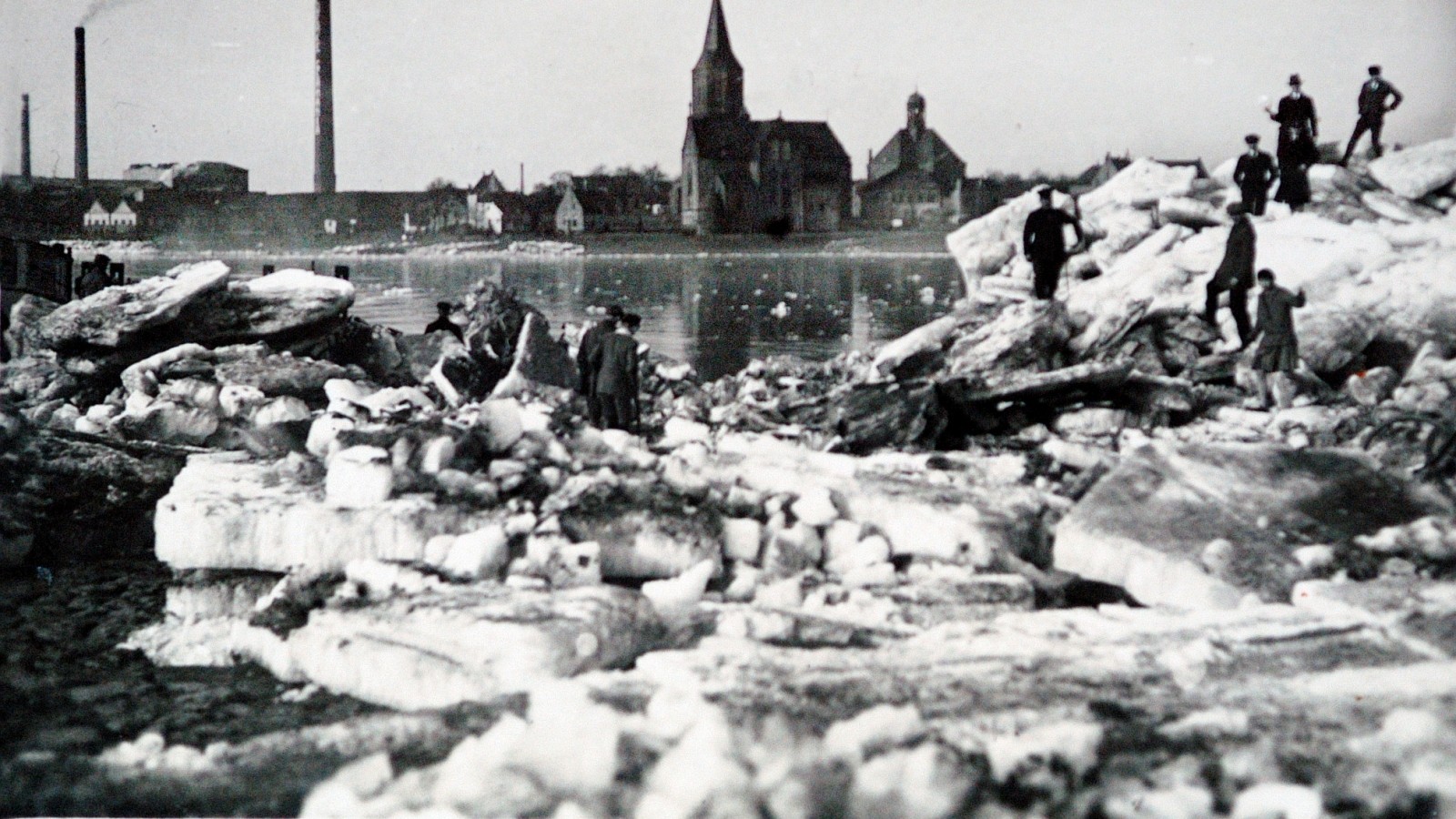 Landrat des Kreis Rees orientiert sich an Holland