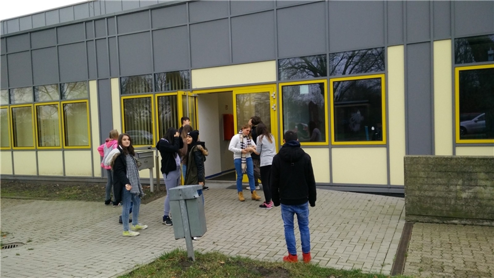 Unsere Schulen: Hauptschule Thiede