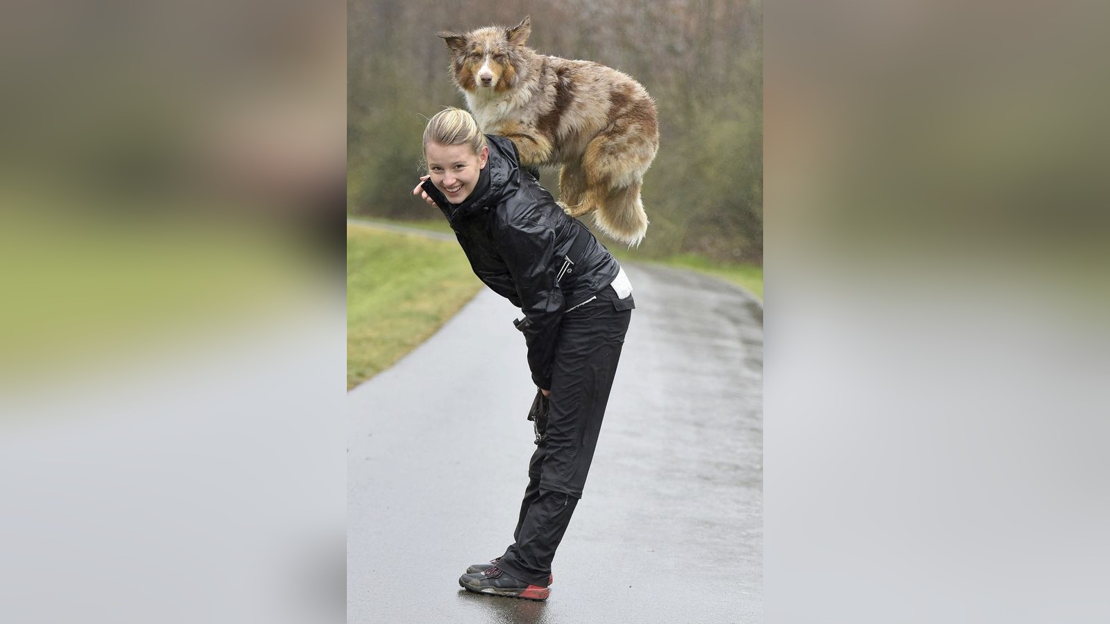 Ein eingespieltes Team: Sarah Mertes und ihre Hündin „Nala“