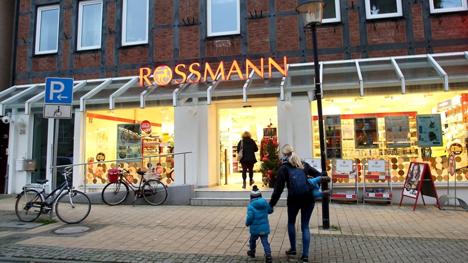 Rossmann eröffnet 105 neue Filialen