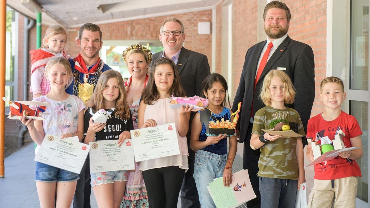 Neukirchen-Vluyn: Klompen zu Kutschen