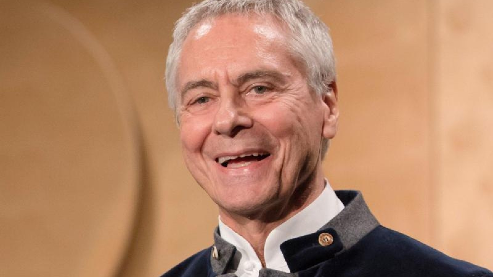 John Neumeier folgt auf Peter Maffay und Antonia Rados