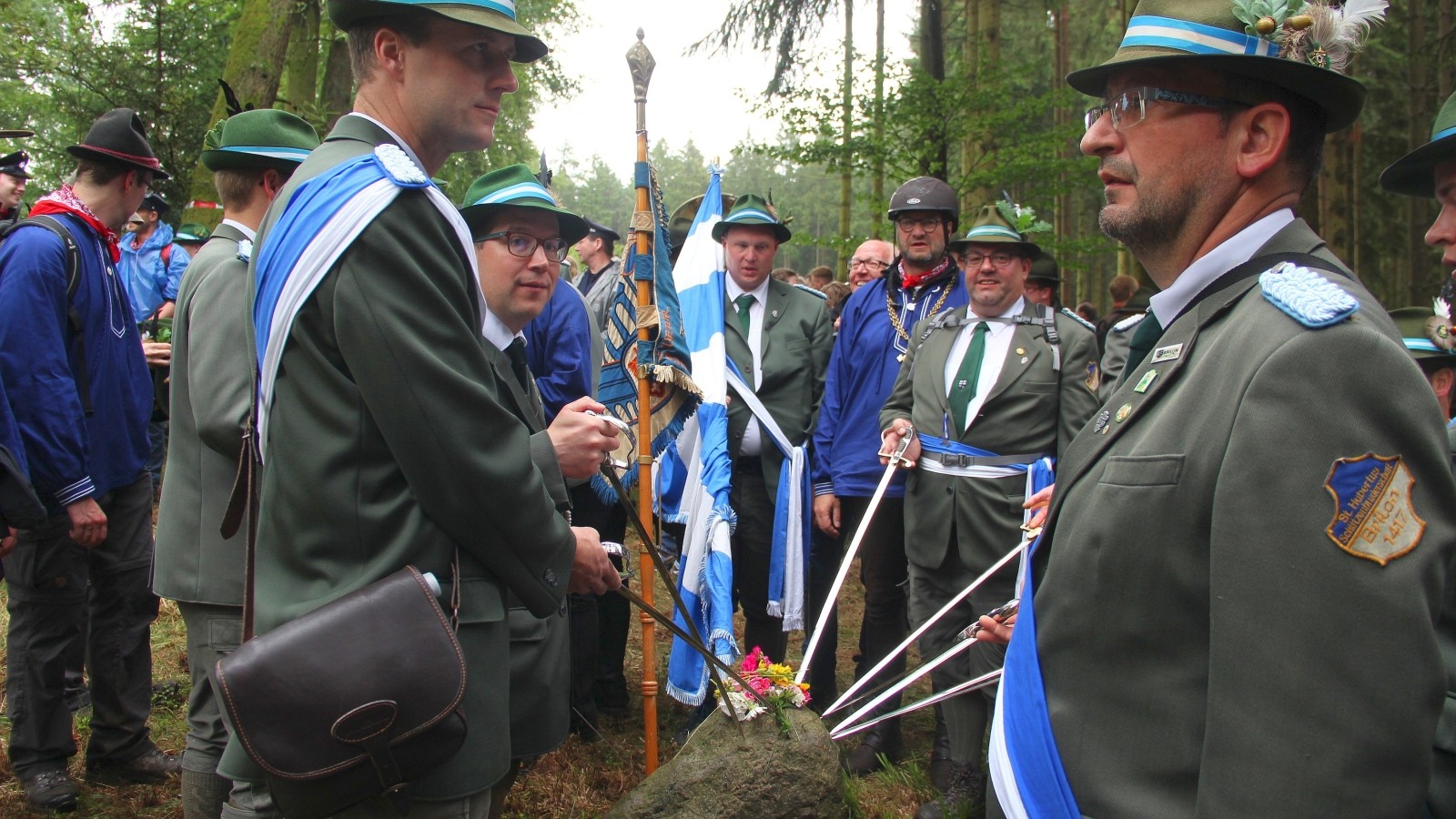 Briloner Schnade: Zug erreicht den Lagerplatz