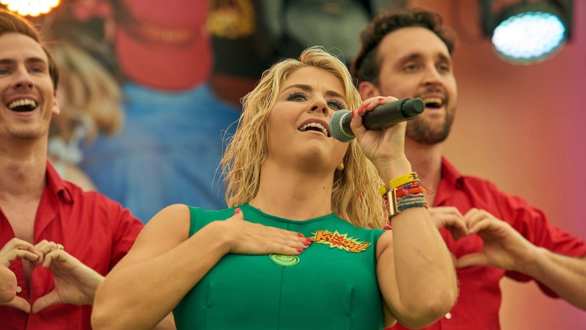 Beatrice Egli bringt das Festzelt auf Crange zum Kochen