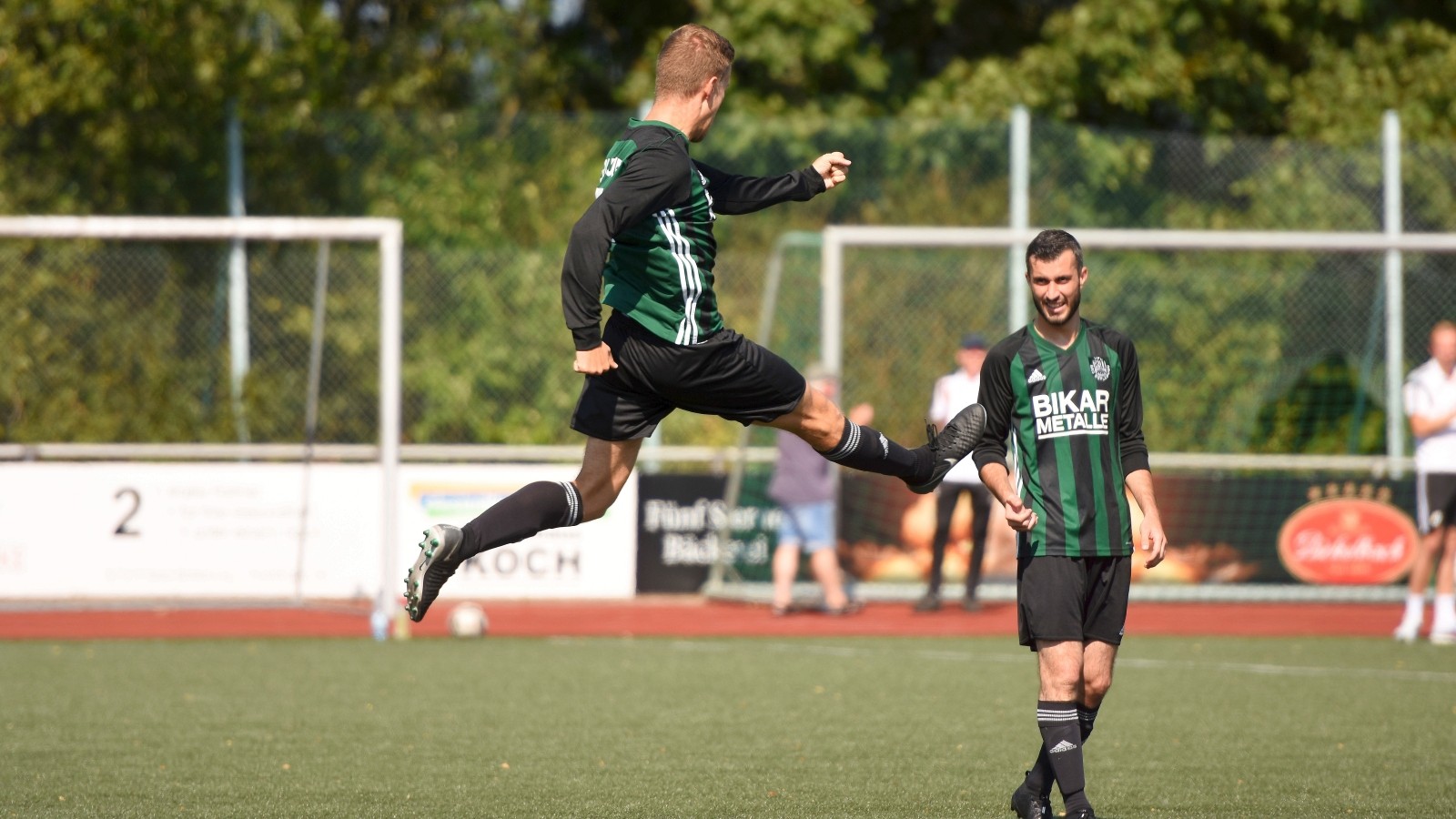 Linke Klebe von Kai-Philipp Dengler bringt dem VfL den Sieg