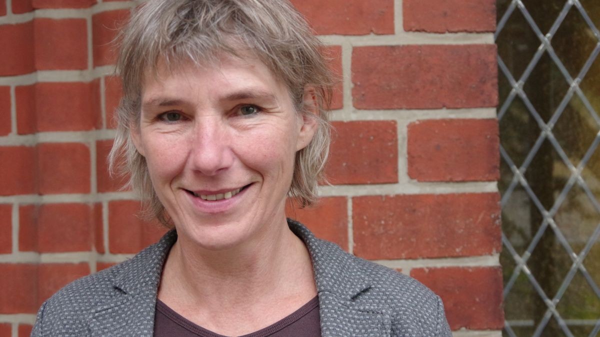 Künstlerin experimentiert in Epiphanienkirche mit dem Raum