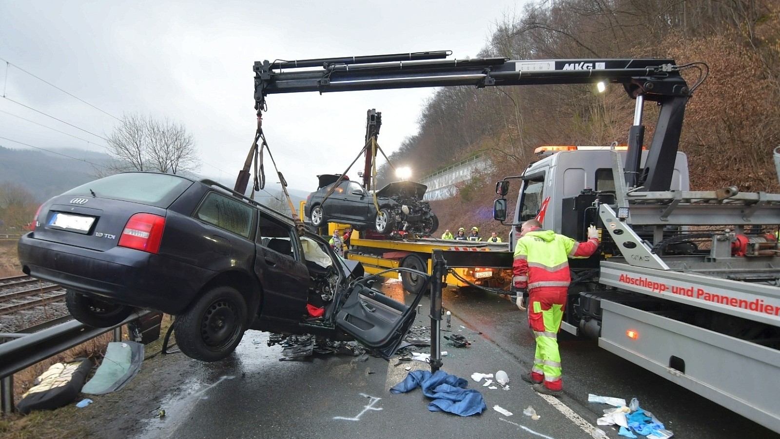Unfall mit drei Toten in Finnentrop durch Ausweichmanöver?